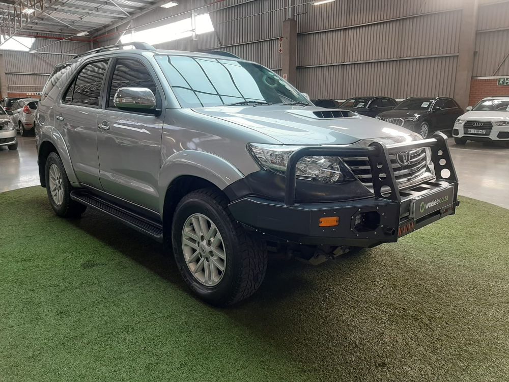 Used 2015 Toyota Fortuner 3.0D-4D 4X4 A/T for sale in Centurion