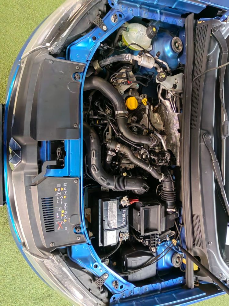 Used 2016 Renault Sandero 900T Stepway for sale in Centurion