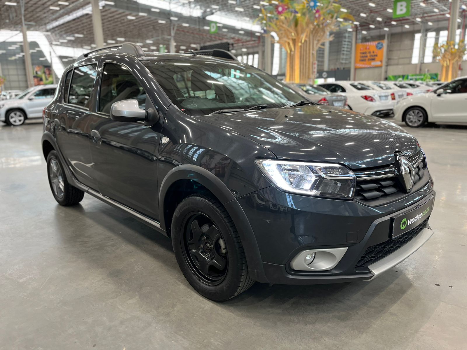 Used 2018 Renault Sandero 900T Stepway Dynamique for sale in Kempton