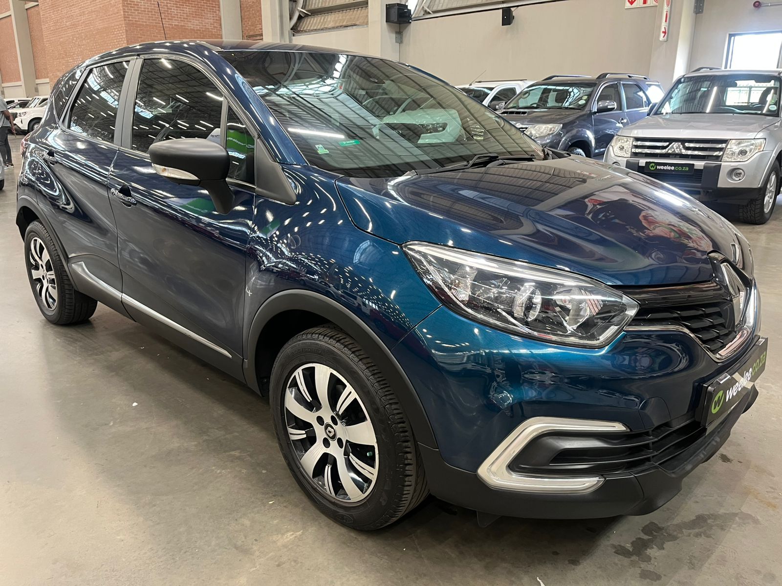 2020 Renault Captur 900T Blaze 5 Door Q2FyTGlzdGluZzo1MjkyODg R178900 ...