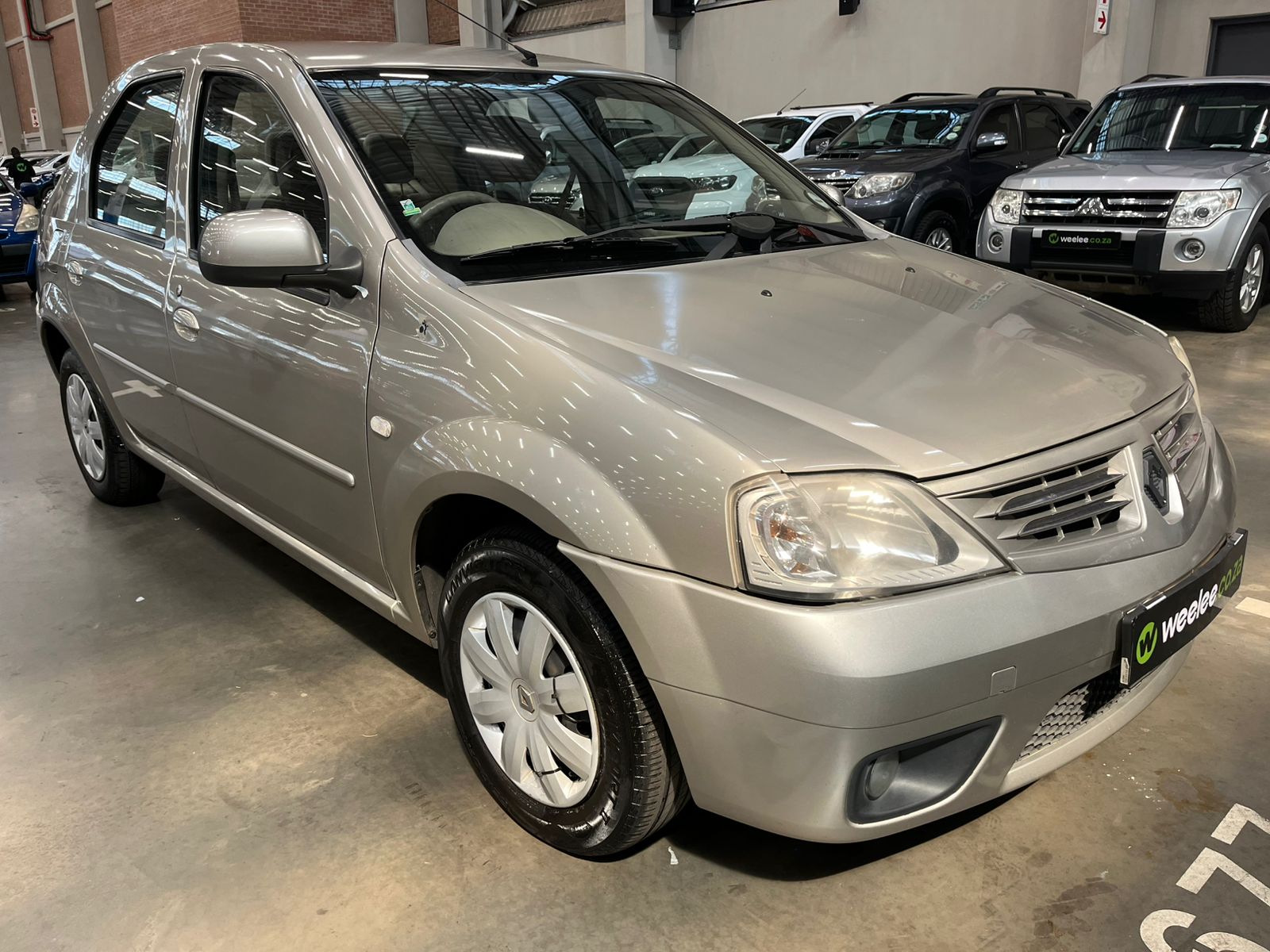 2010 Renault Logan 1.6 Expression | 153,999 km | Manual Petrol | Centurion