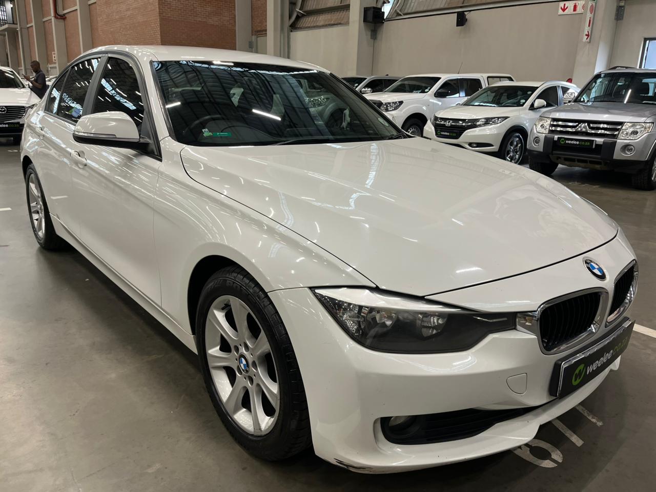 2012 BMW 320 - F30 320d F30 Steptronic Q2FyTGlzdGluZzo1NDI2NDQ R149900 ...