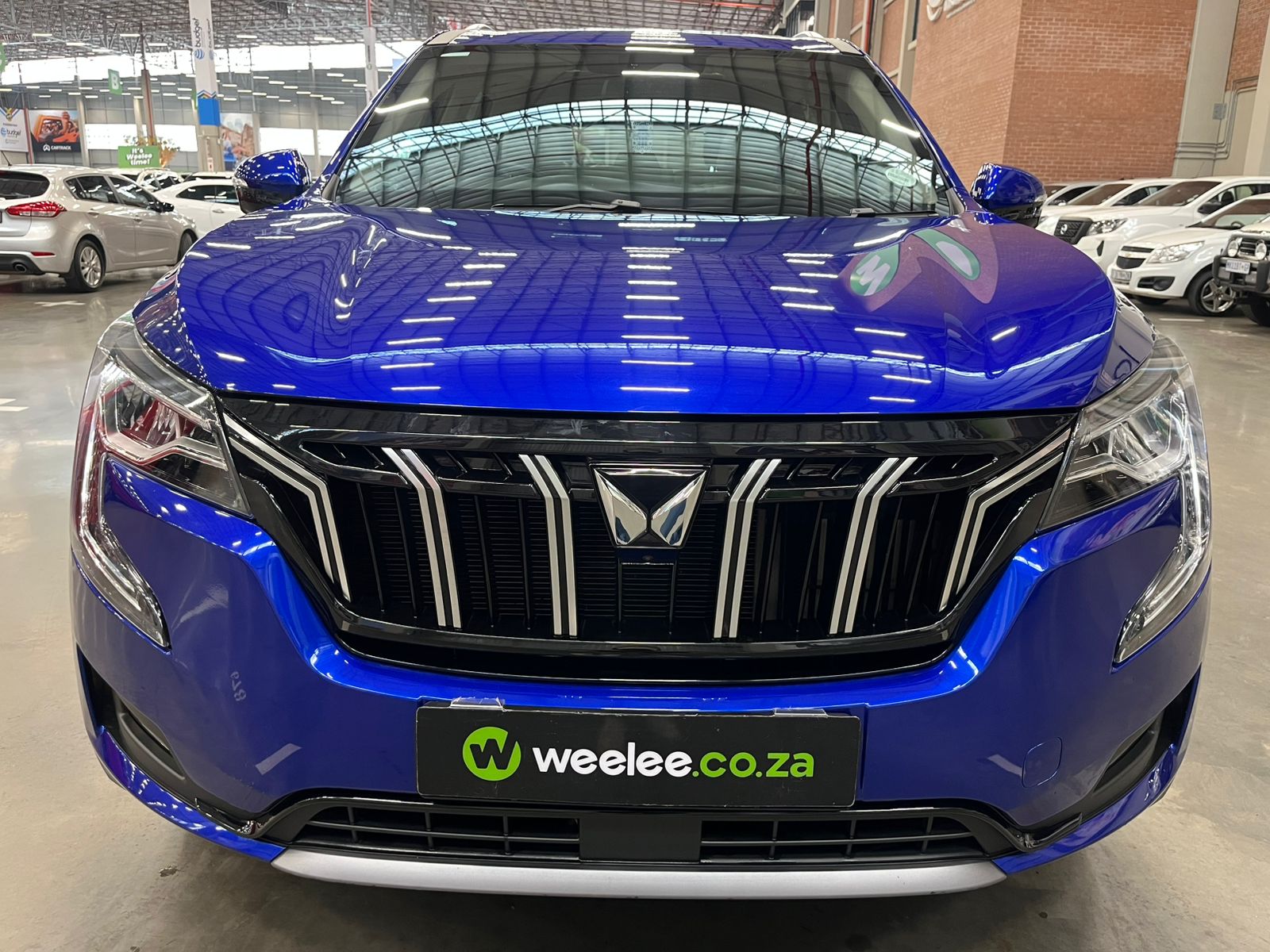2023 Mahindra XUV700 2.0 AX7L | 17,250 km | Auto Petrol | Centurion