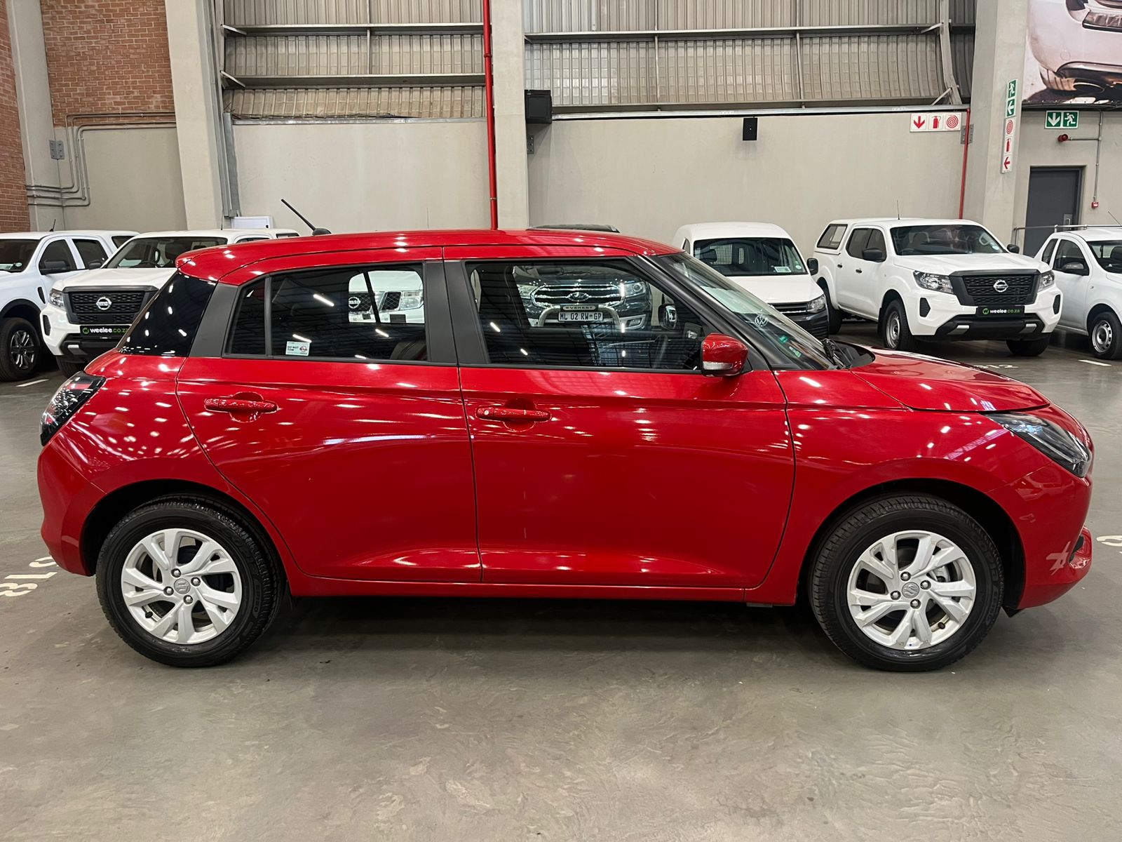 2025 Suzuki Swift 1.2 GL+ | 31400 km | Auto Petrol | Centurion