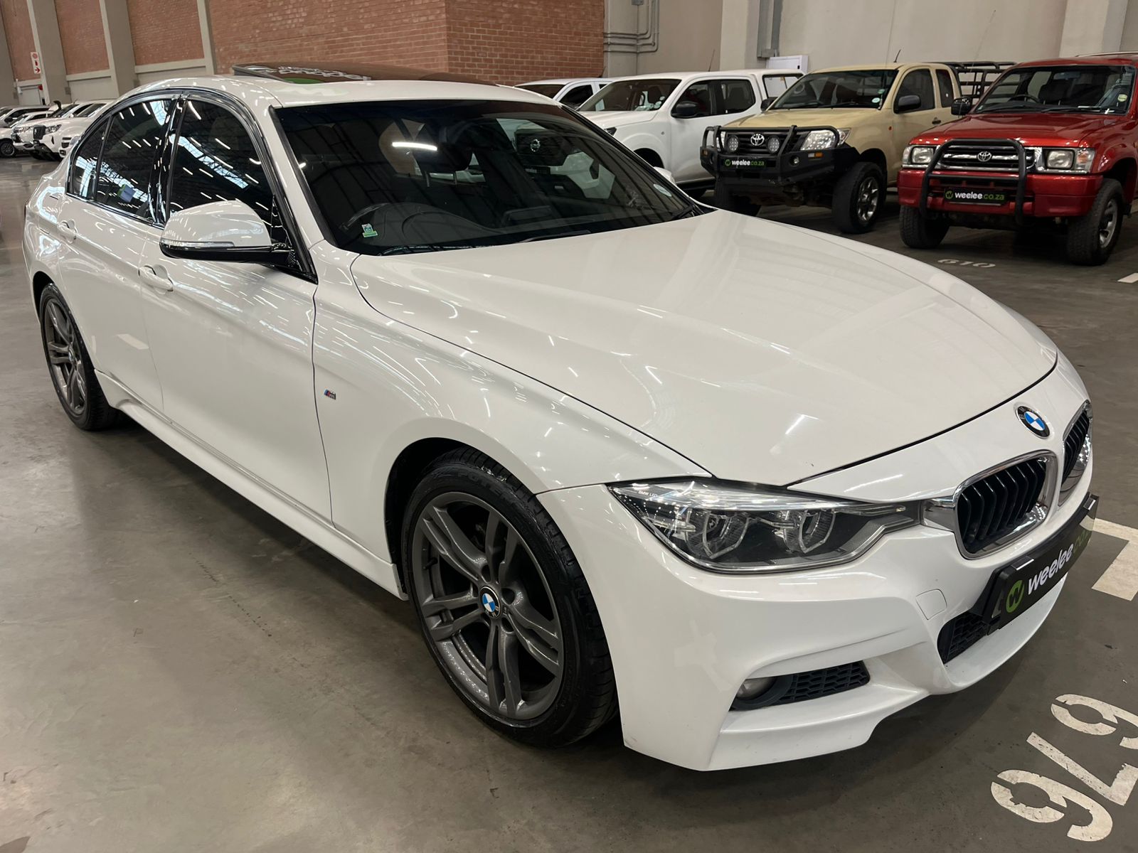 2019 BMW 318 - F30 318i F30 M-Sport Auto Q2FyTGlzdGluZzo1Njk2MDM ...