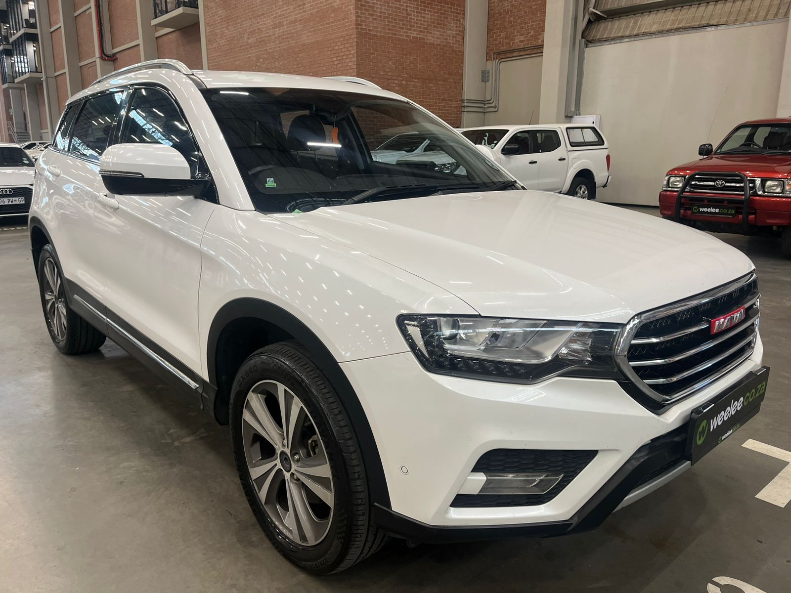 2019 Haval H6 C 2.0T Luxury DCT Q2FyTGlzdGluZzo1NjczMDE R244900 | Avo Auto