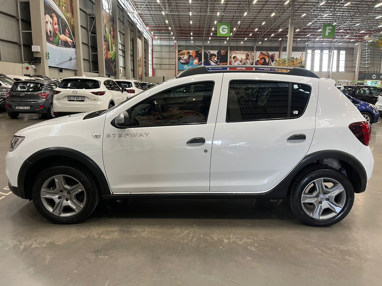 2021 Renault Sandero 900T Stepway | 119,000 km | Manual Petrol | Centurion