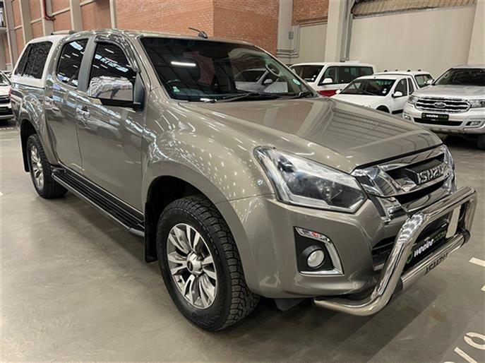 2017 Isuzu KB 300 D-TEQ LX 130 kW PU Double Cab Q2FyTGlzdGluZzo1ODQ5MTI ...